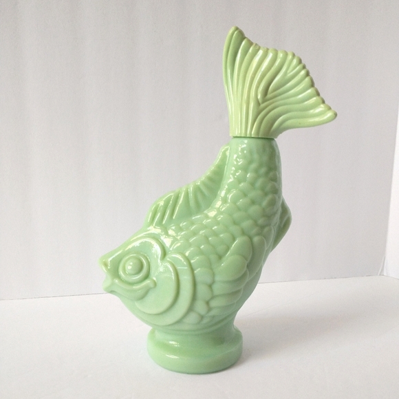 Avon | Accents | 97s Vintage Avon Green Koi Fish Foaming Bath Oil Jar ...